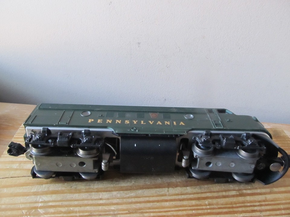 Williams F-7 Diesel Pennsylvania Locomotive POWERED ENGINE 0/027 GAUGE ...