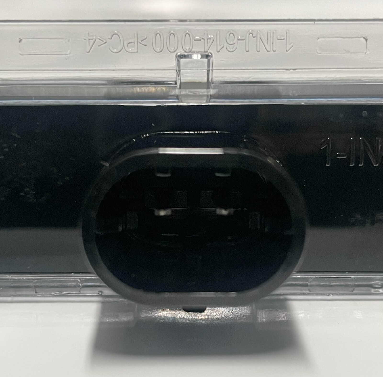 Volvo Truck D13 VNL 84726252 Sunvisor Marker Lamp 12v OEM for sale ...