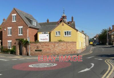 PHOTO THE WATERSIDE MOUNTSORREL A NEW HOUSING DEVELOPMENT OFF ...