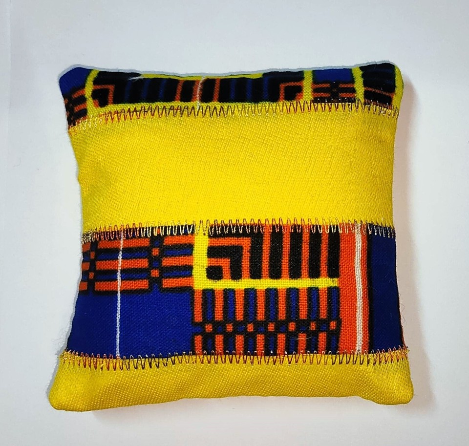 HANDMADE PIN CUSHION, PATCHWORK FABRIC, SEWING GIFTS, WEDDDING RING ...