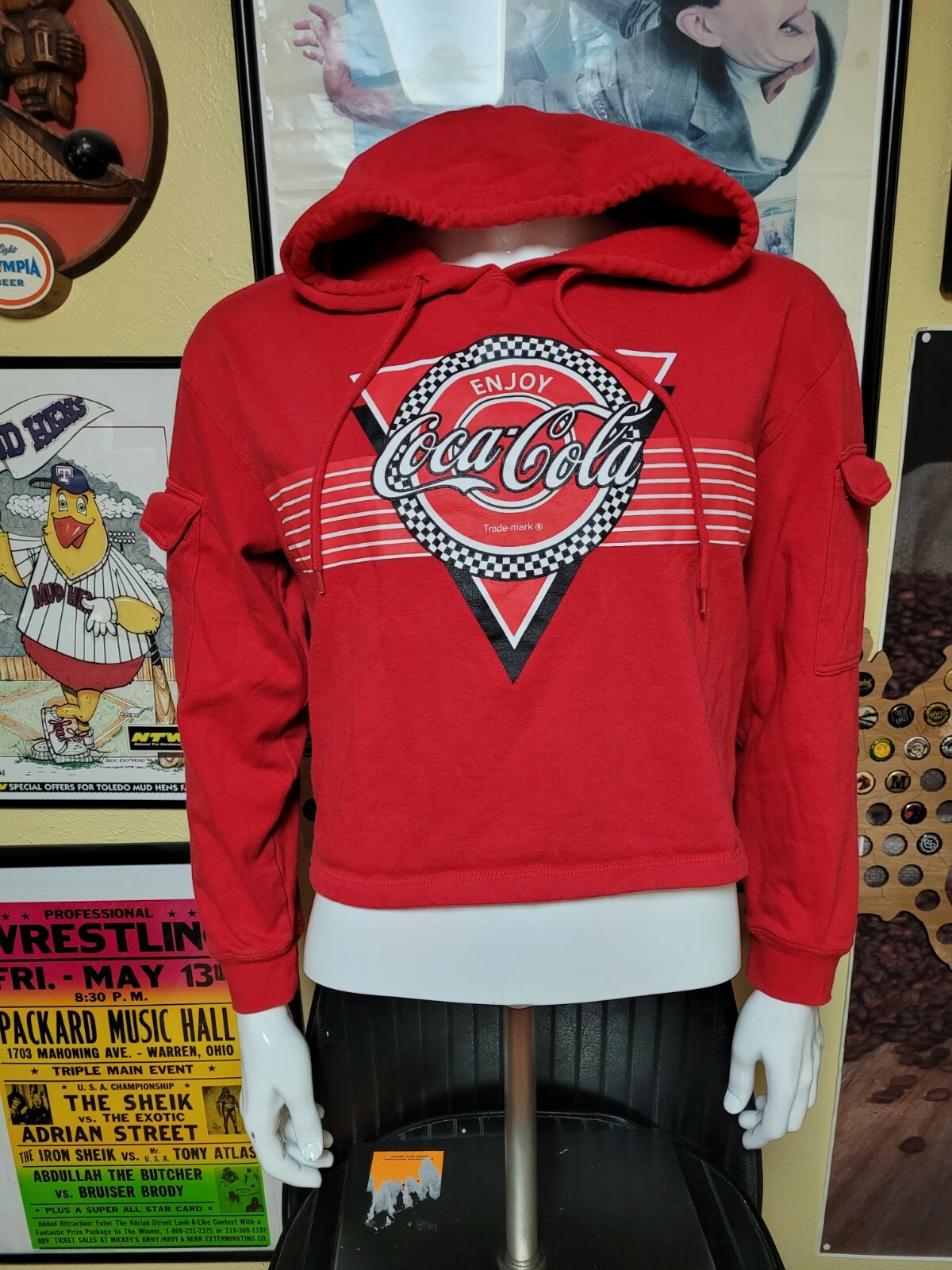 Womens Jrs XL Coca-Cola Classic Logo Pullover Crop To… - Gem