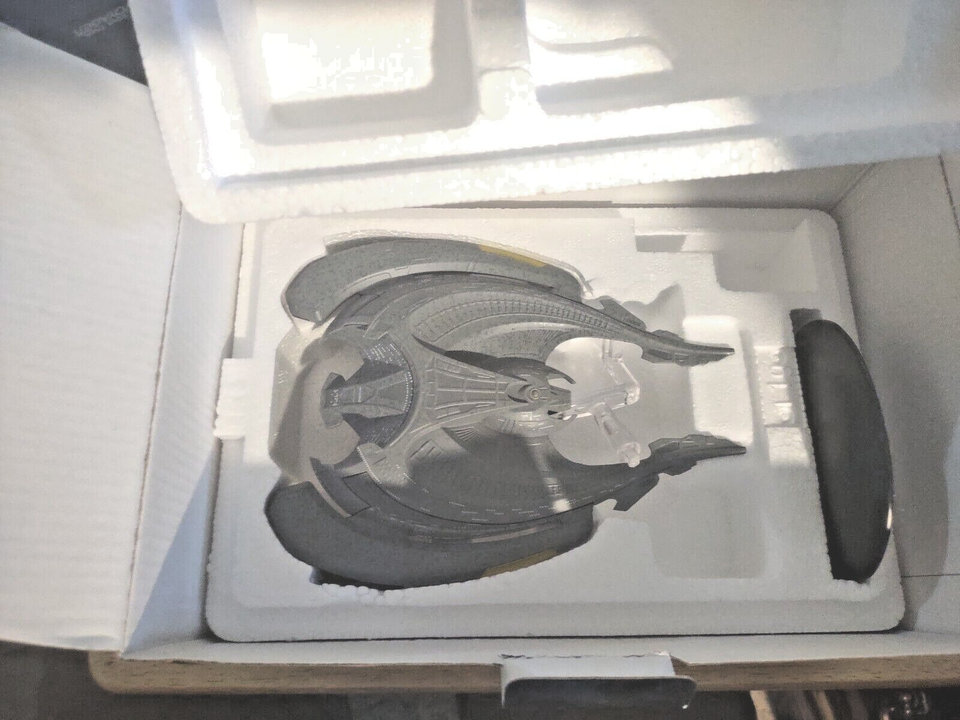 EAGLEMOSS XL STAR TREK SON 'A FLAGSHIP Open BOX Display | eBay