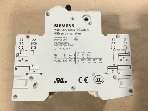 Siemens 5SY63MCBC4 Circuit Breaker 3 Pole 400V W/ 5ST301.AS Auxiliary ...