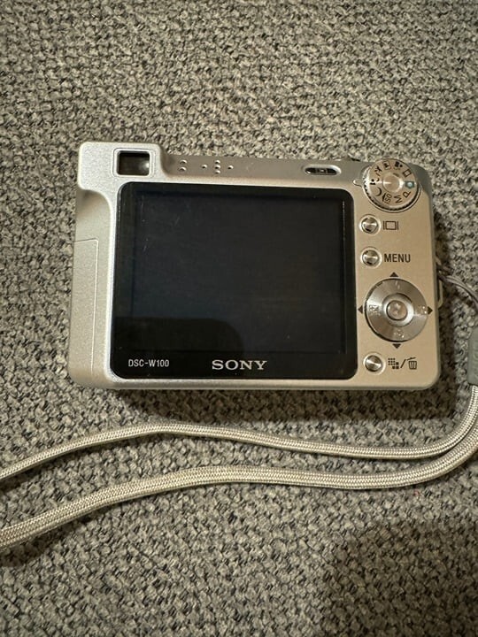 Sony CyberShot DSC-W100 8.1 Megapixel Digital Works (No Charger) | eBay