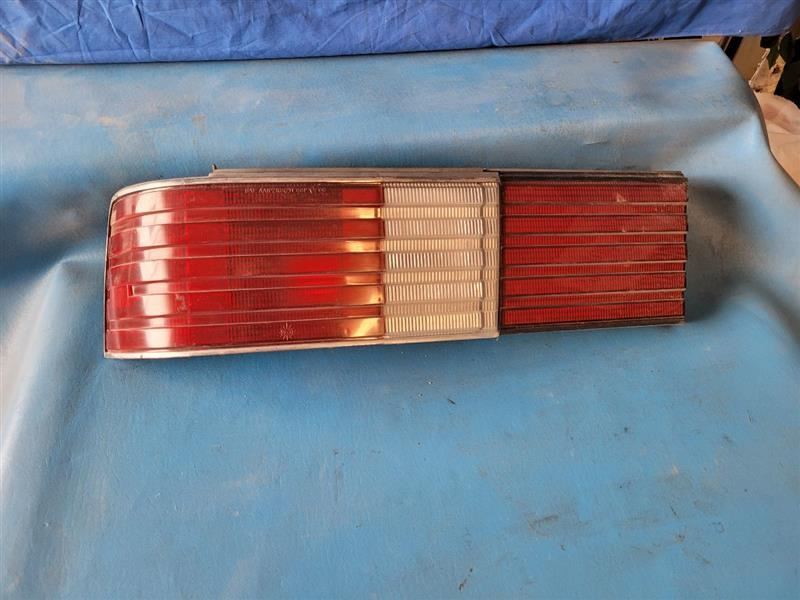 88 SUNDANCE LEFT TAIL LIGHT 1604 | eBay