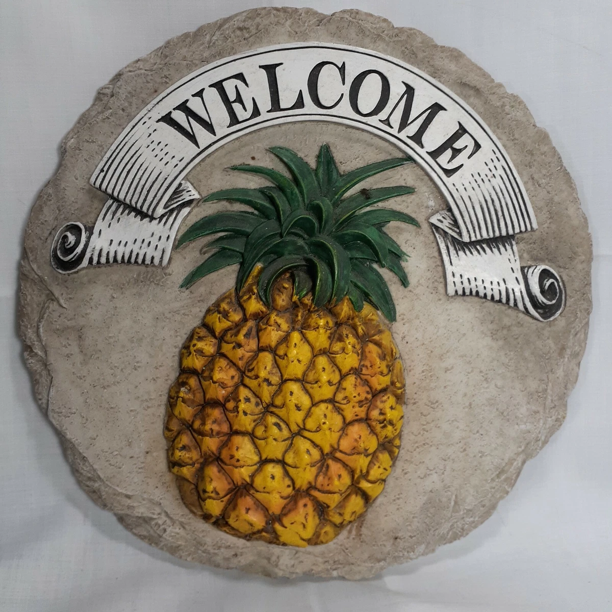 Pineapple Welcome In Color