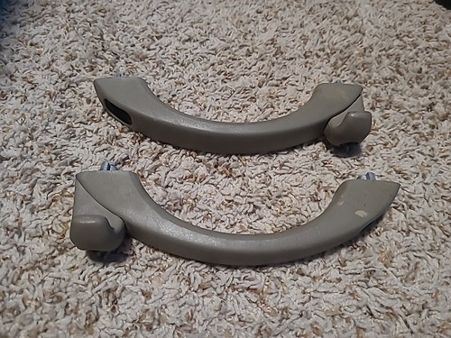 1996-1999 Chevy Suburban Driver Left/ Passenger 2nd Row Grab Assist ...