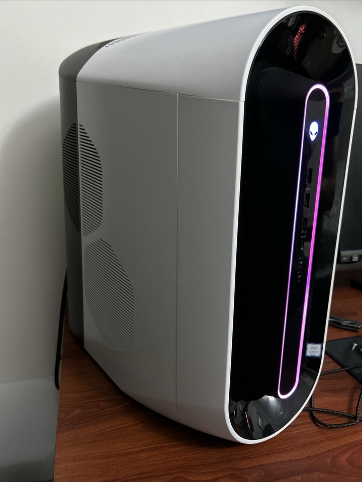 Alienware Aurora R9 (1TB + 512GB, Intel Core i7 9th Gen.,3.00GHz,16GB ...