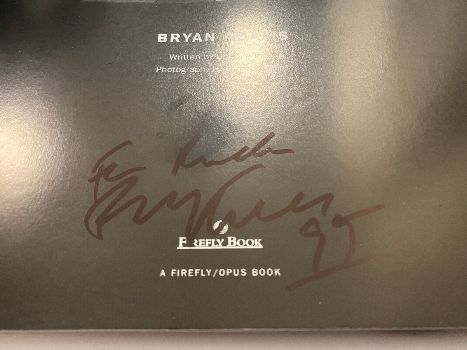 BRYAN ADAMS SIGNED 1995 BRYAN ADAMS AUTOGRAPH SOFT COVER BOOK - FREE ...