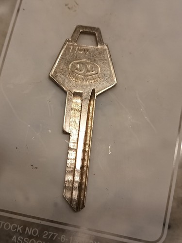 Vintage Chrysler Y152 DL Key Blank | eBay