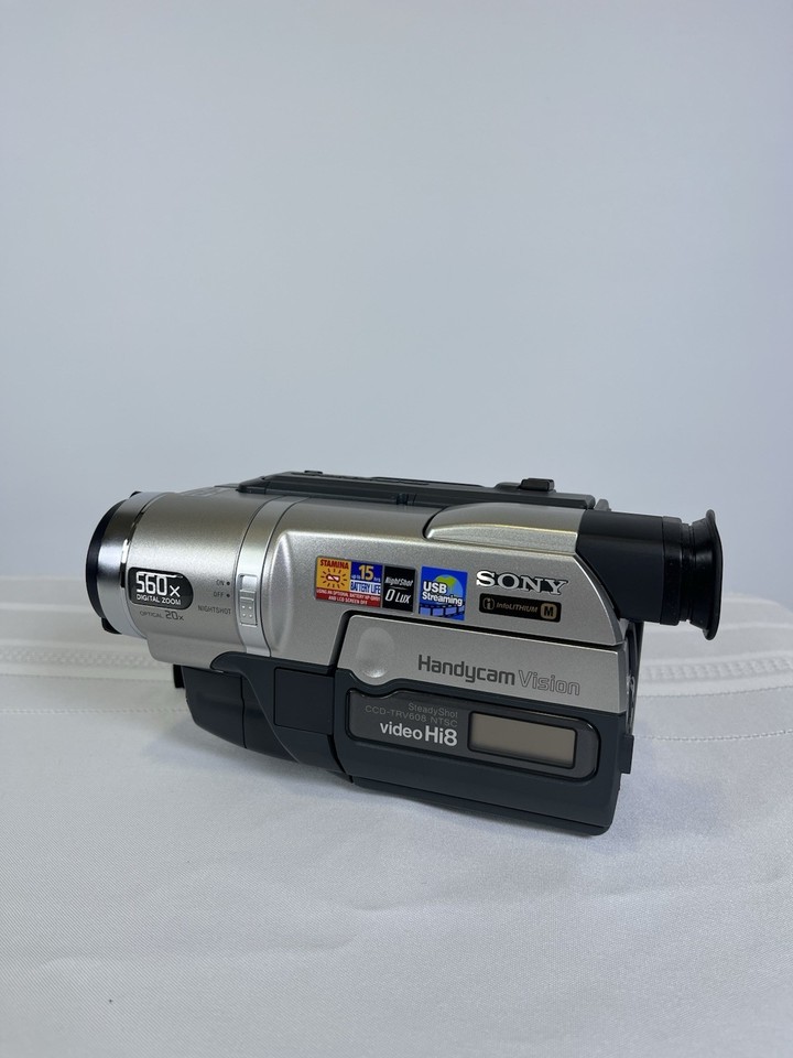 Sony Handycam CCD-TRV608 Hi8 Camcorder LCD Camera 8mm 560x Zoom Bundle ...