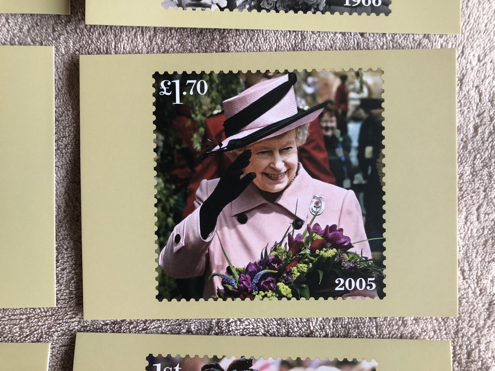 THE QUEEN- ROYAL MAIL POSTCARDS X 8 | eBay UK