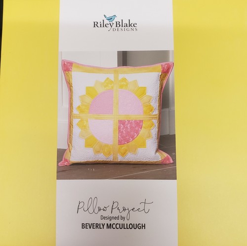 riley blake kits, pillow quilt kit with instructions. 20in x20inch ...