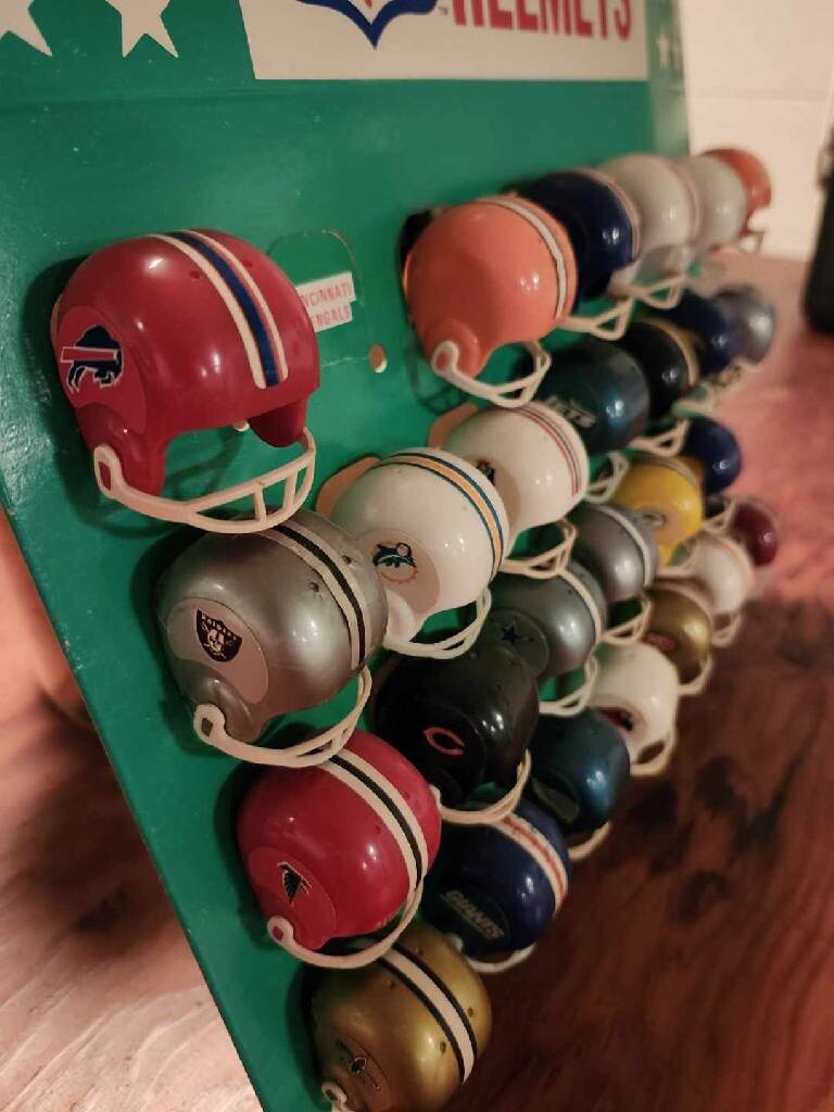 Vintage NFL Helmets MINI Set 1980’s Gumball Vending Football Old Stock ...