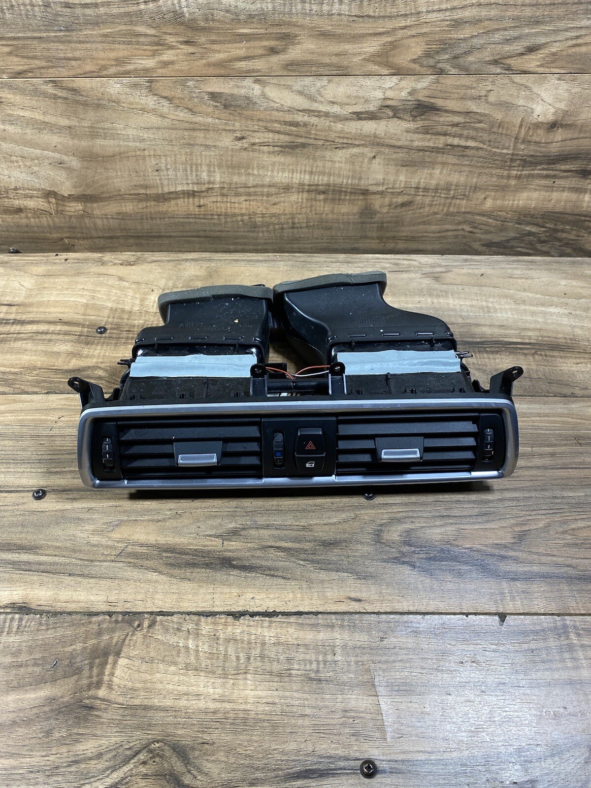 BMW F10 Front Center Fresh Air Vent Grill 9166891 for sale online | eBay