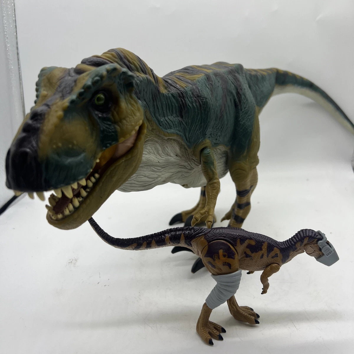 Jurassic Park Bull T Rex Toy