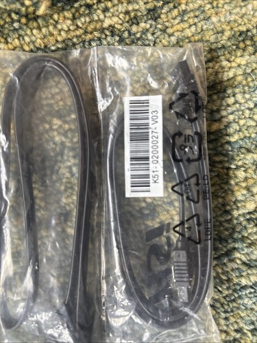 MSI 18" SATA III Hard Drive Cables Straight & 90 Degree (K51-0200027 ...