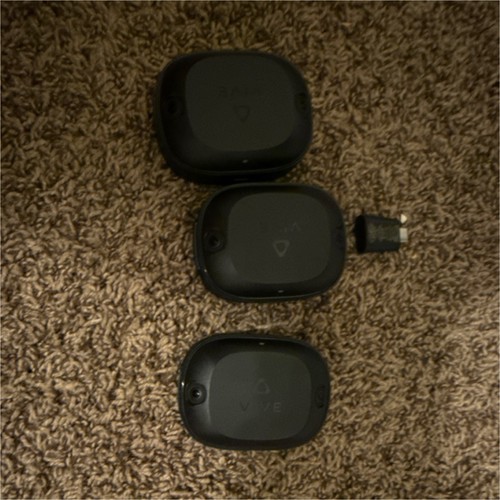 HTC Vive Ultimate Tracker Set of 3 Black Virtual Reality Motion ...