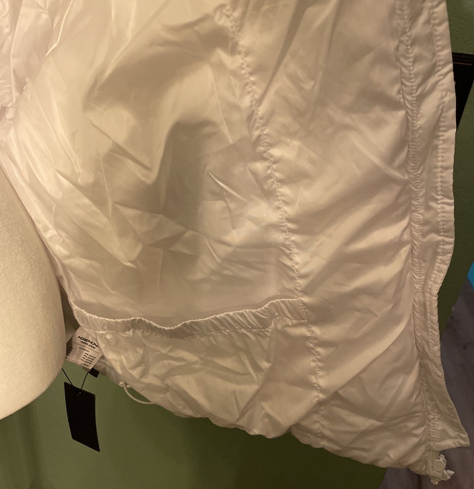 MOREMONEY MORELOVE LIGHT NINJA PUFFER WHITE JACKET MEDIUM HOODED | eBay