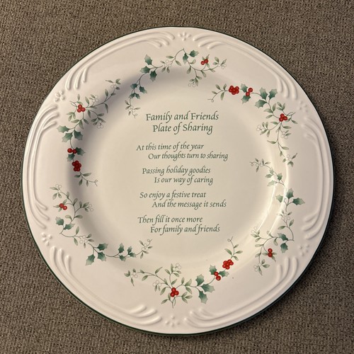 PFALTZGRAFF WINTERBERRY FRIENDS & FAMILY GATHER HERE SHARING PLATE ...