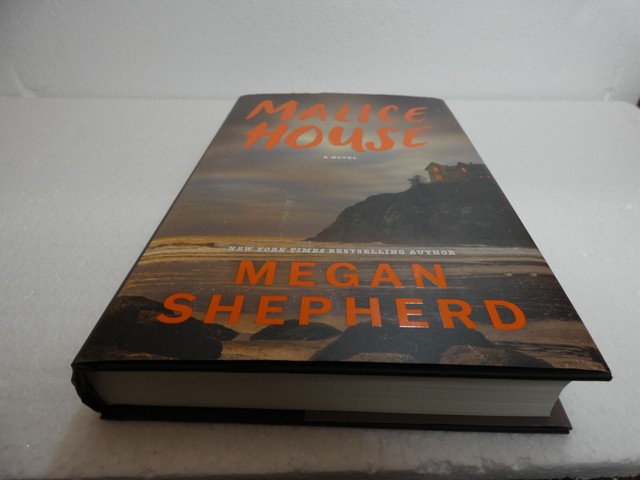 The Malice Compendium Ser.: Malice House by Megan Shepherd (2022 ...