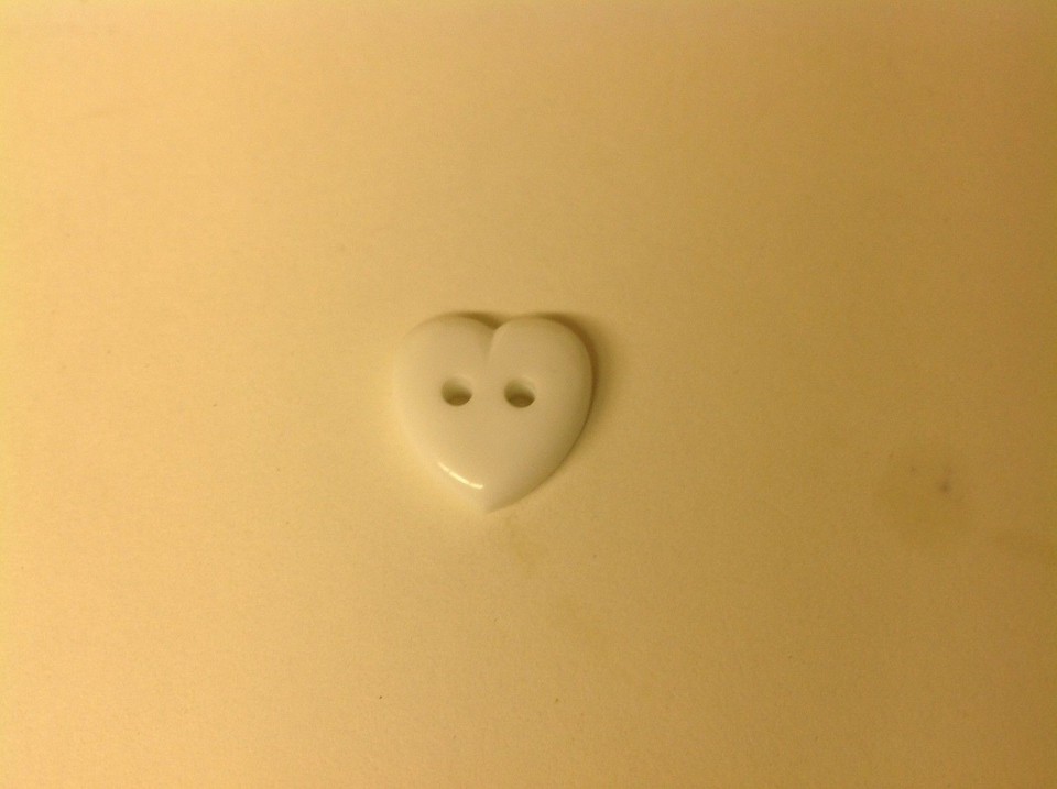 NEW 10 PC PKG. 1/ 2 INCH WHITE HEART SHAPED BUTTONS | eBay