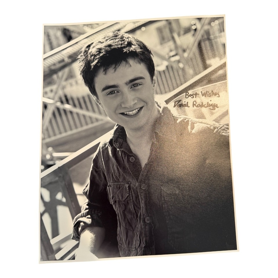Daniel Radcliffe Signed Autograph Signature 8x10 B&W Glossy Photograph ...