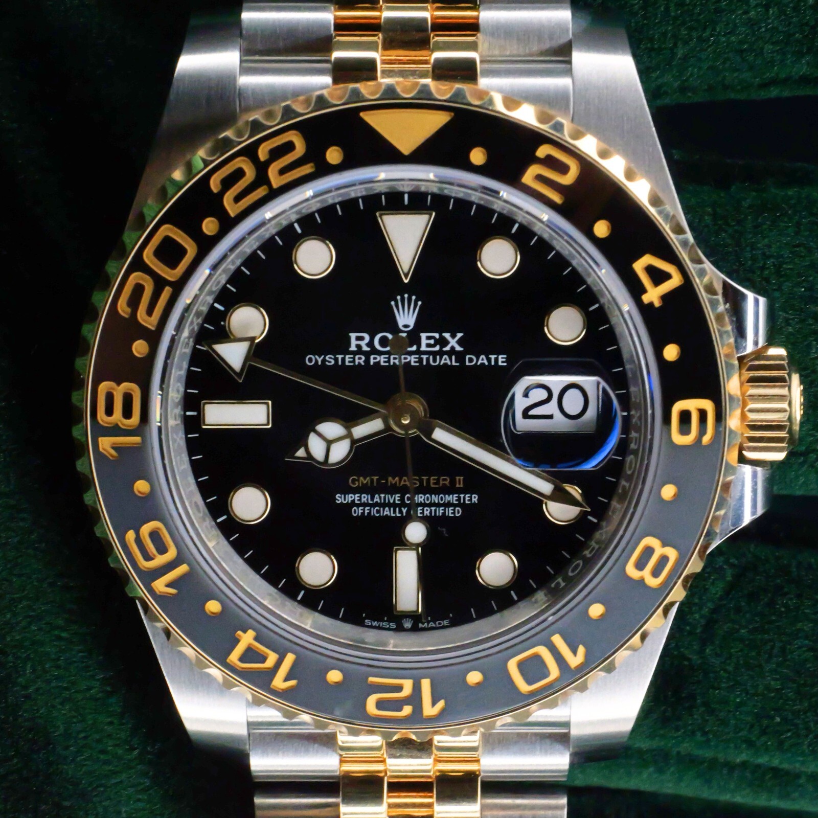2025 NEW UNWORN Rolex GMT-Master II Bumblebee Two Tone Jubilee Steel ...