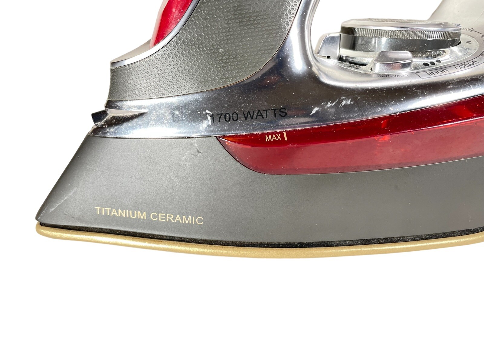 CHI Steam Iron for Clothes w/ Titanium Infused Ceramic Soleplate (1700 ...