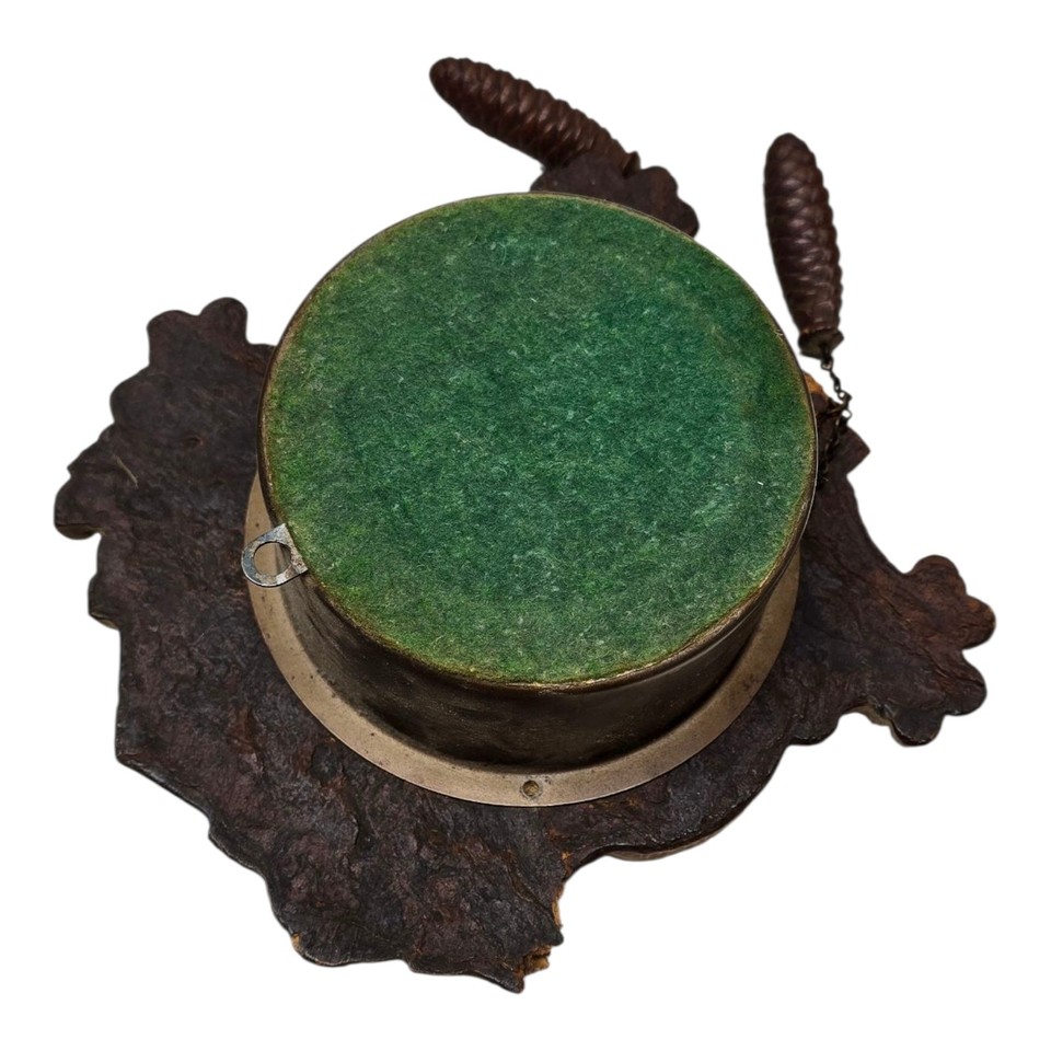 Vintage August C Keebler Small Wall Clock As Is No Key | eBay