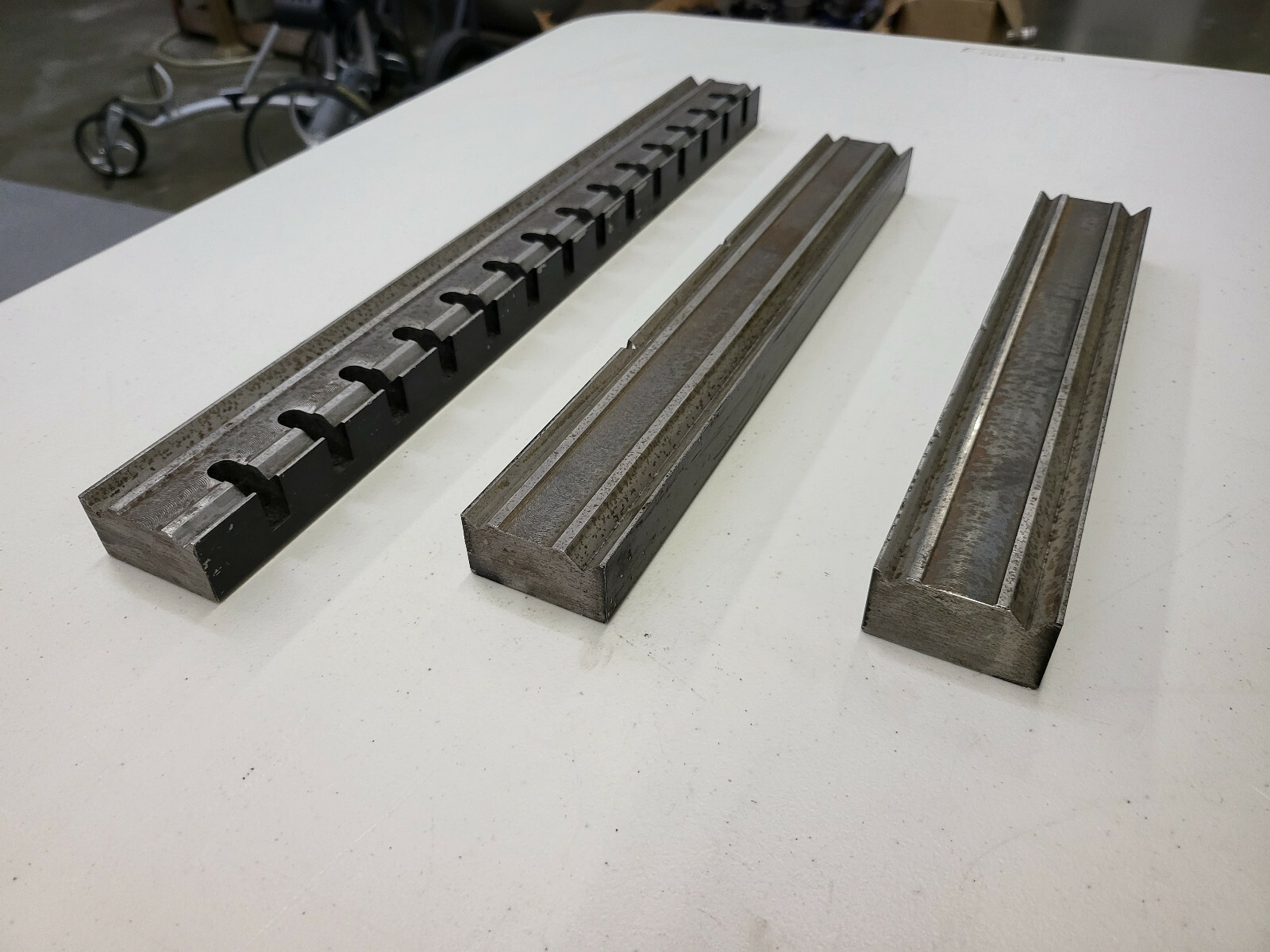 Amada Press Brake Tool 2V Die Lot 3 Pieces Grooved Center - 2 have ...