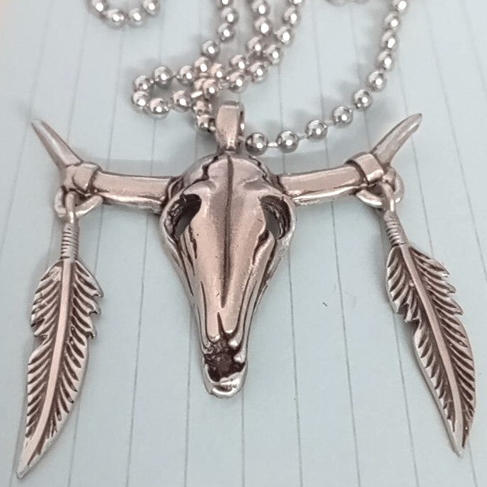LPC0025 = Native American Indian pewter pendant 35mm on silver col ball ...