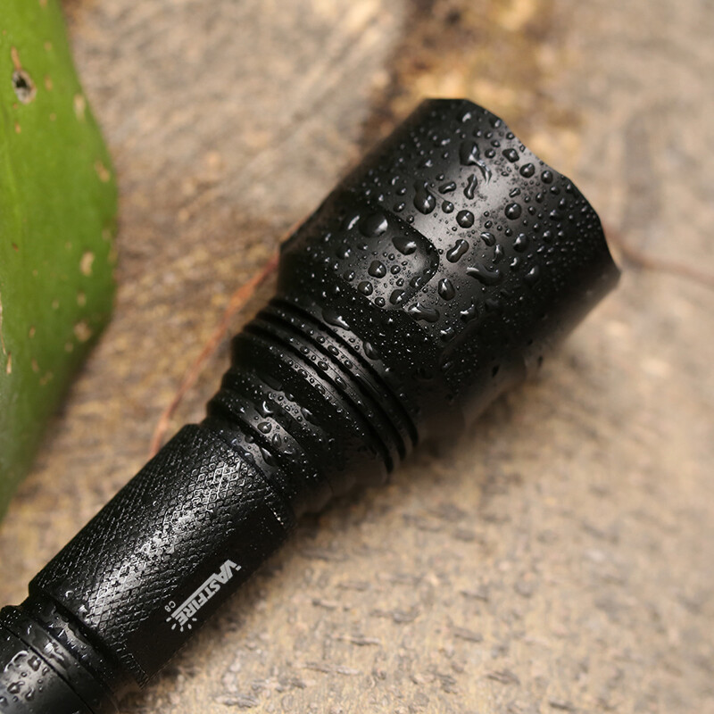 1000 Yard Red LED Hunting Light Predator Flashlight Torch Coyote Hog ...