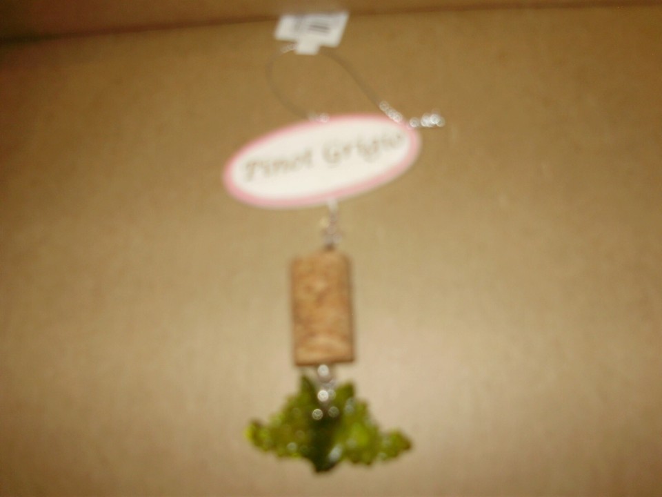 Christmas Ornament, Pinot Grigio with Cork and Green Grapes, Kurt Adler ...