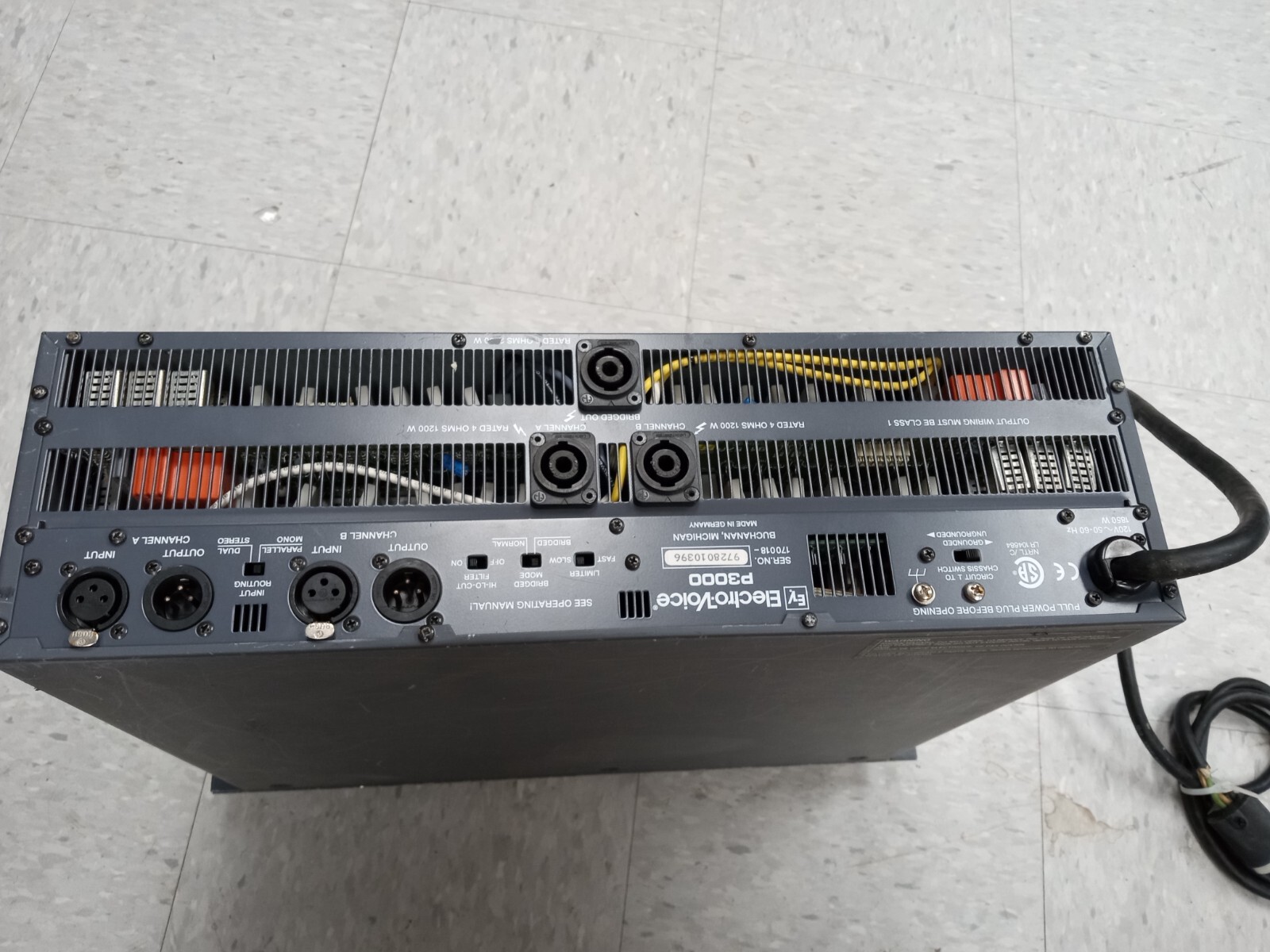 EV/Electro-Voice P3000 Power Amp Precision Series 170018-9728010396 | eBay