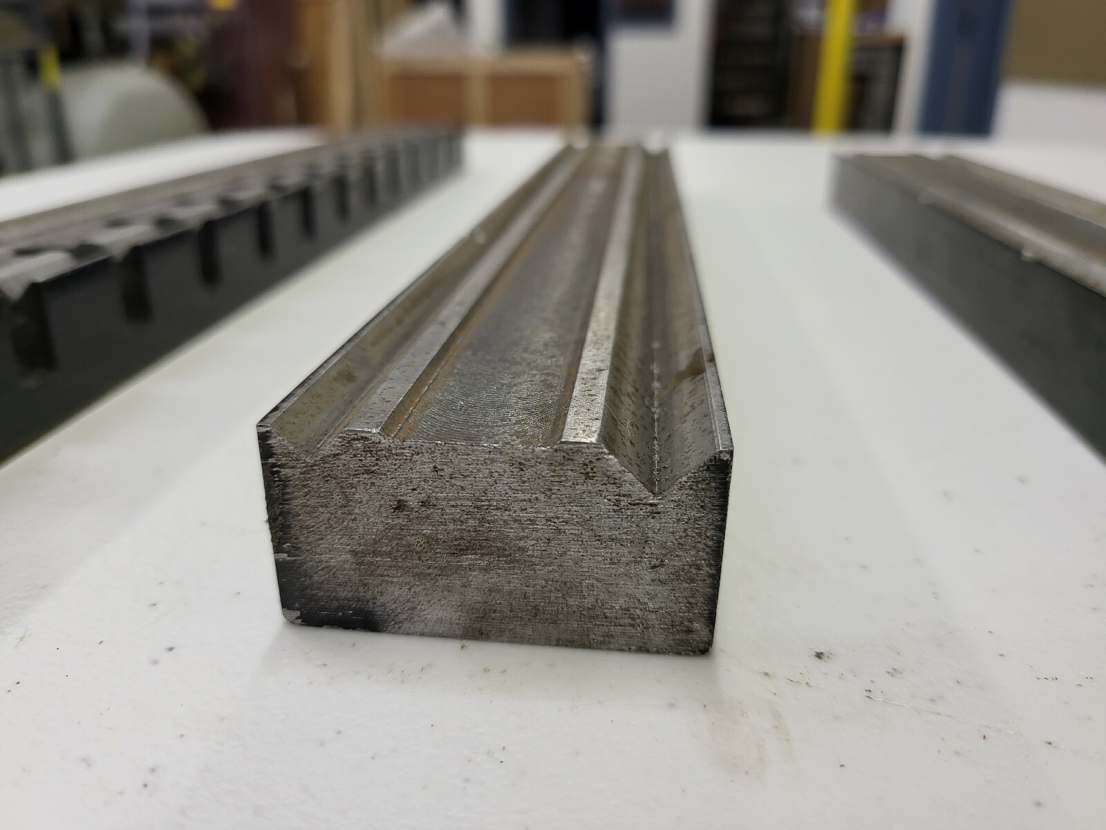 Amada Press Brake Tool 2V Die Lot 3 Pieces Grooved Center - 2 have ...