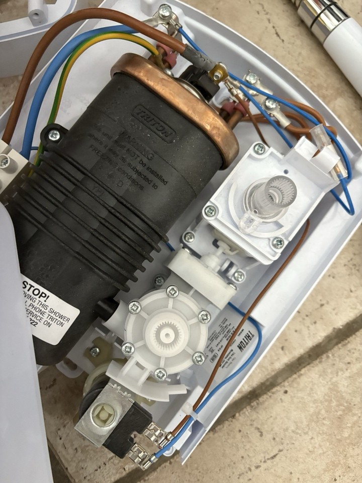 Triton Enrich Electric Shower 8.5 KW White🚿 | eBay UK