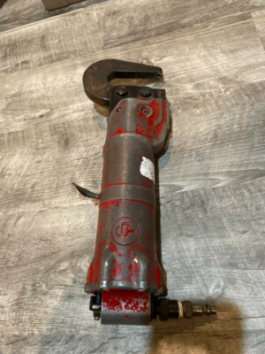 Riveters - Chicago Pneumatic Rivet Gun