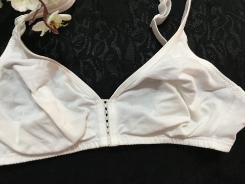 Triumph Bra size it 1b us 32b eu 70b Unpadded wireless white | eBay