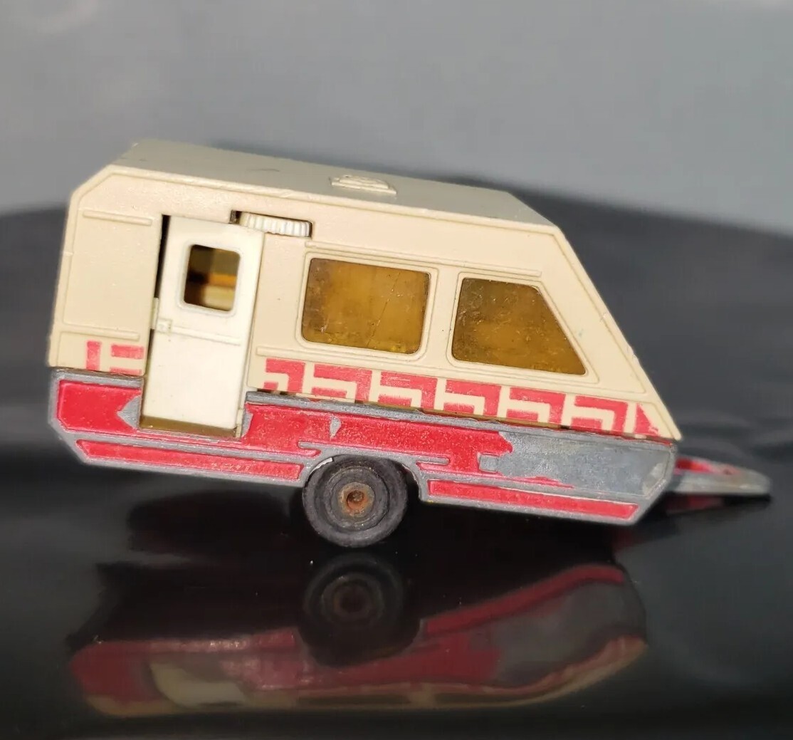 Majorette Vintage Caravane Trailer No 325 Red 1:70 Scale Made in France ...