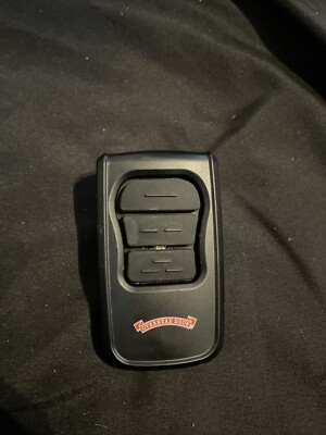 Overhead Door O3T-BX Garage Door Opener Remote, 3 Buttons, Key Chain or ...