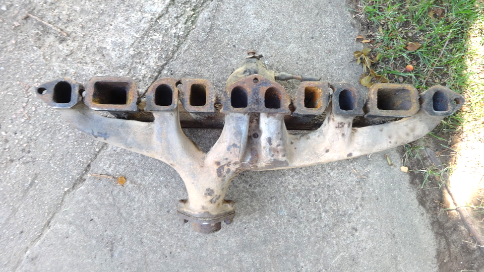 1946 1947 Ford TRUCK 6 cyl INTAKE / EXHAUST MANIFOLDS Original 1948 ...