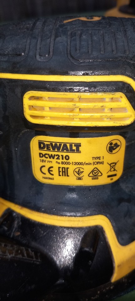 DeWalt DCW210 18 Volt Palm Sander. Good Working Order and in Good ...