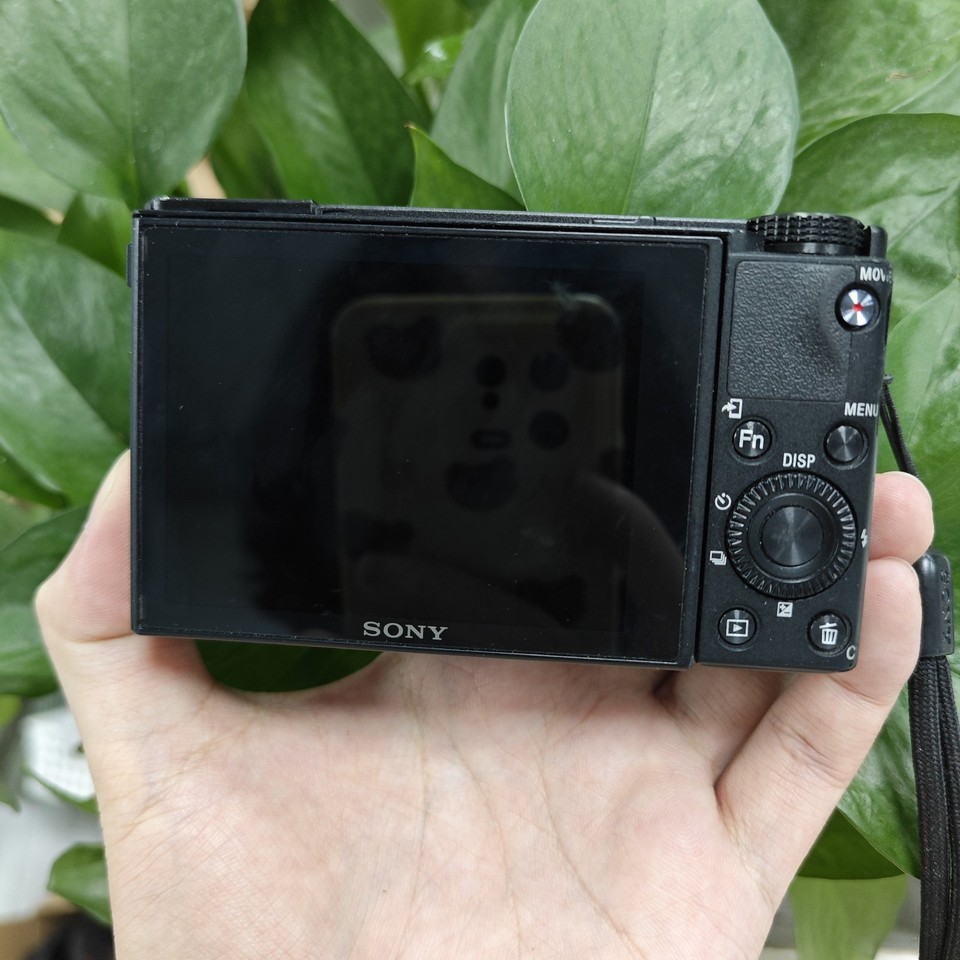 Sony Cyber-Shot RX100 VA DSC-RX100 M5A Digital Camera 20.1 MP 2.9x ...