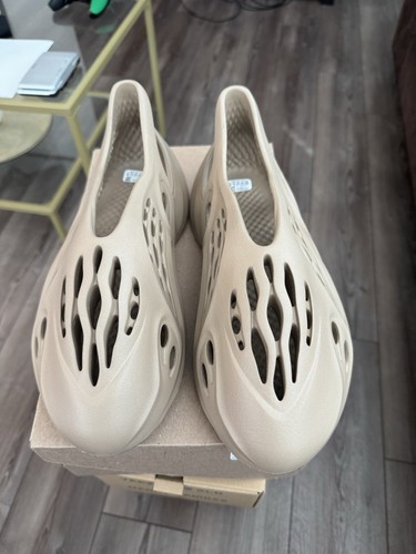 Adidas Yeezy Foam Runner RNNR Mist Size 12 - Brand New W/ Box 100% # ...