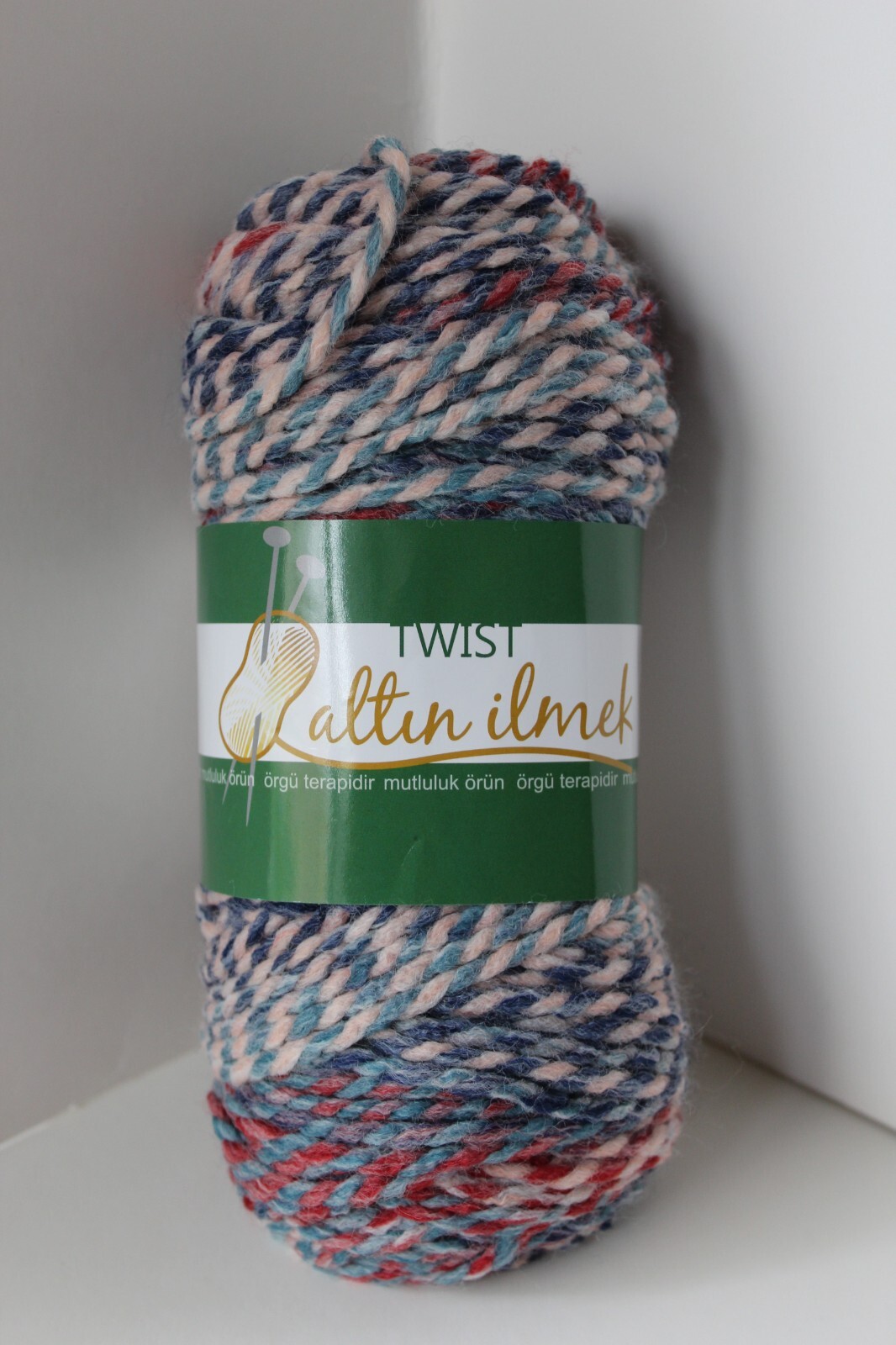 Twist Yarn - self patterning- sold per skein- 4 colors- Bulky 5 | eBay