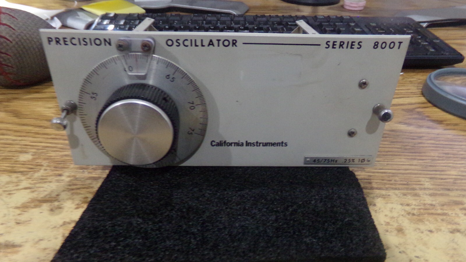 California Instruments Series 800T Precision Oscillator. PN: 800T-45 ...