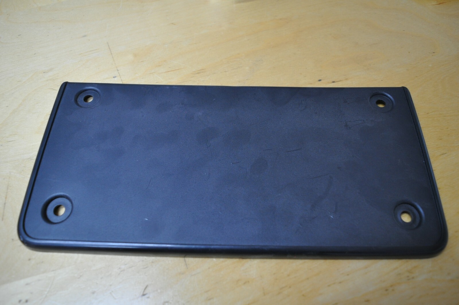 2017-18 VW Atlas Front License Plate Bracket 3cn 807 287 for sale ...