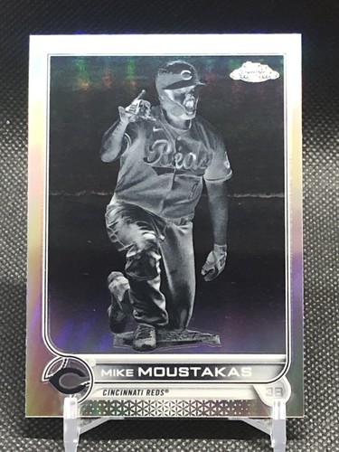 Mike Moustakas 2022 Topps Chrome Negative Refractor Cincinnati Reds #56 ...