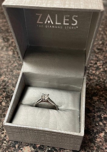 Zales Private Collection 1 CTW. Certified Colourless Diamond Engagement ...